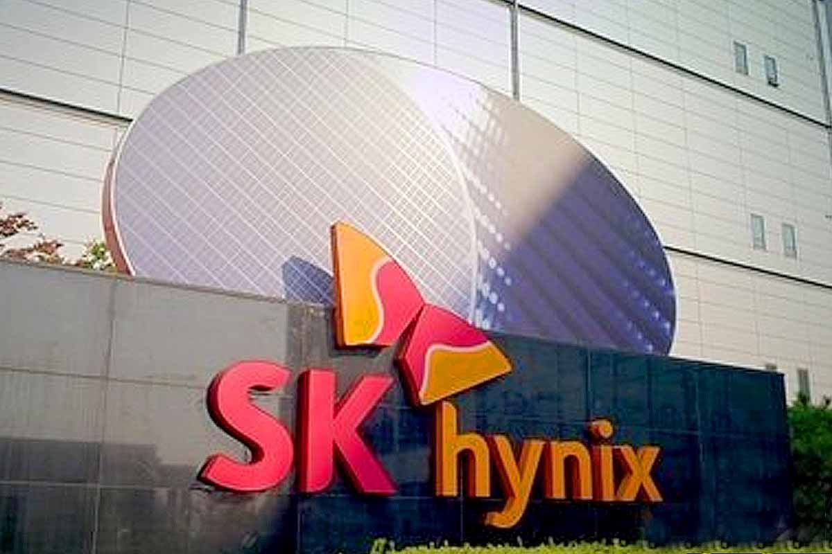 SK하이닉스, 세계 최초로 HBM3E 양산해 엔비디아 납품 약속